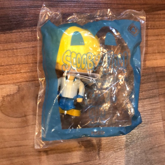 Scooby-Doo! | Toys | New Bobble Head Fred Scooby Doo Mcdonalds Toy ...